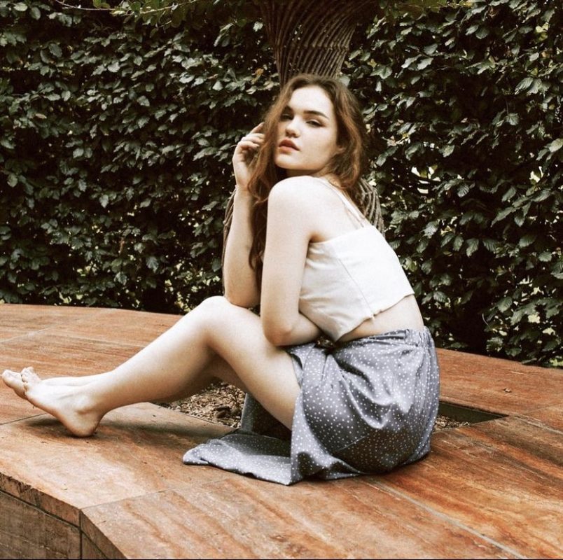 Sofy (GLX Members) Age, Bio, Wiki, Facts & More - Kpop Members Bio