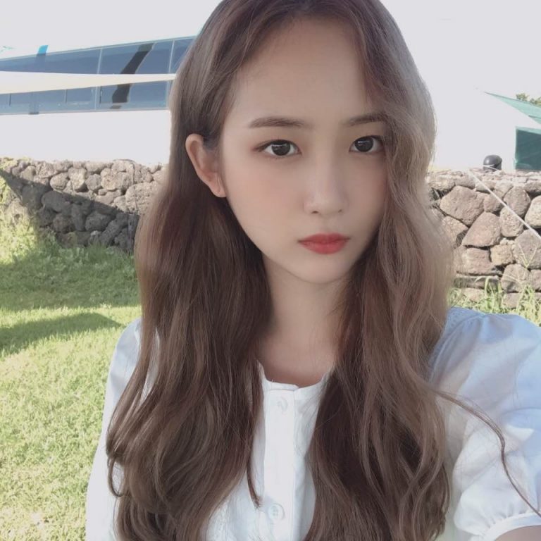 Chaeeun (ISE Member) Age, Bio, Wiki, Facts & More - Kpop Members Bio