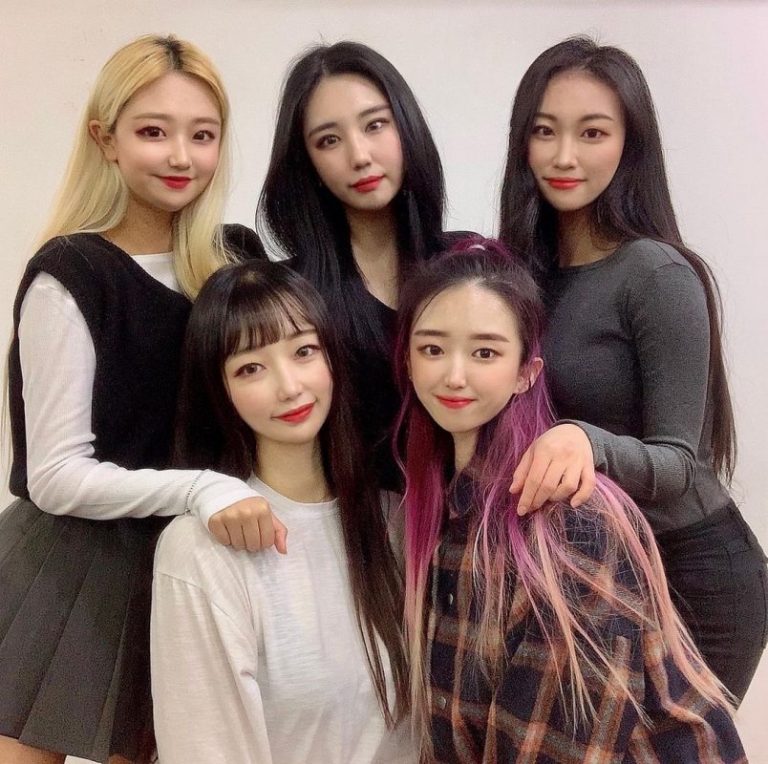 About Me Members Profile (Age, Bio, Wiki, Facts & More) - Kpop Members Bio