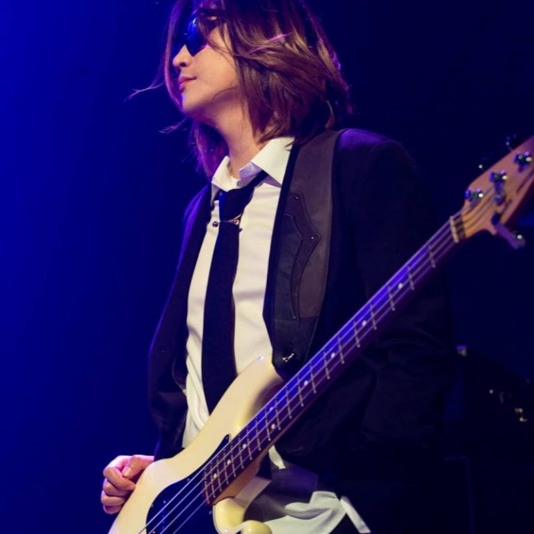 Kim Gun (EVE Member) Age, Bio, Wiki, Facts & More - Kpop Members Bio