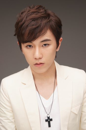 Onestar (Singer) Age, Bio, Wiki, Facts & More - Kpop Members Bio