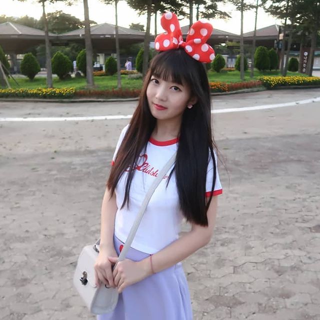 LYRA (Singer) Age, Bio, Wiki, Facts & More - Kpop Members Bio