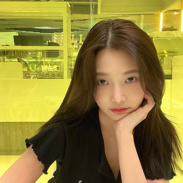 Jenny (DIA Members)Age, Bio, Wiki, Facts & More) - Kpop Members Bio