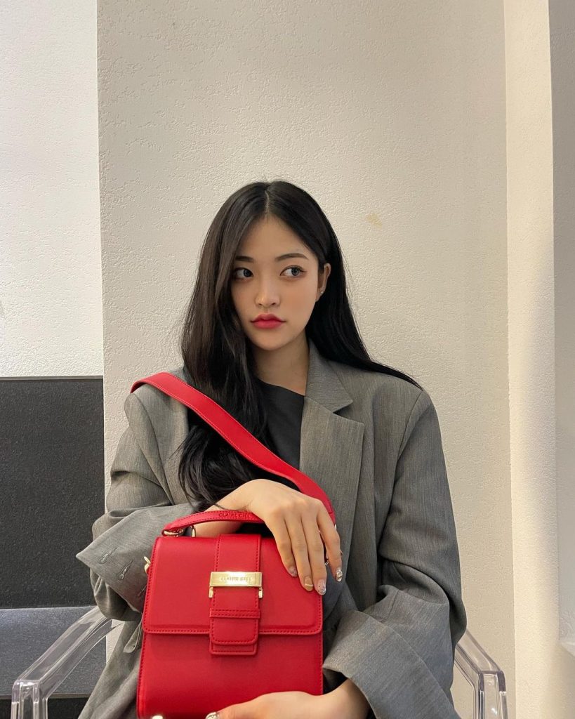 Somyi (DIA Members)Age, Bio, Wiki, Facts & More) - Kpop Members Bio