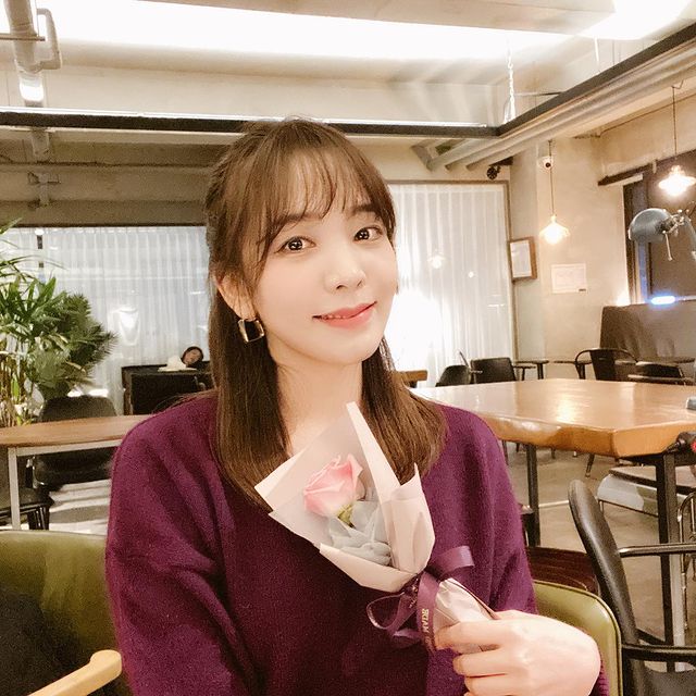 siha (Singer) Age, Bio, Wiki, Facts & More - Kpop Members Bio