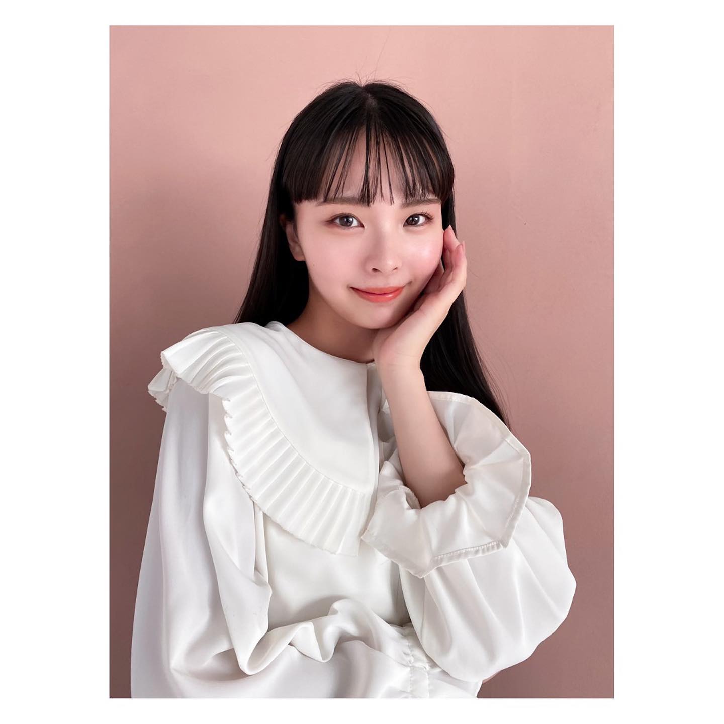 Yurina (Singer) Age, Bio, Wiki, Facts & More - Kpop Members Bio