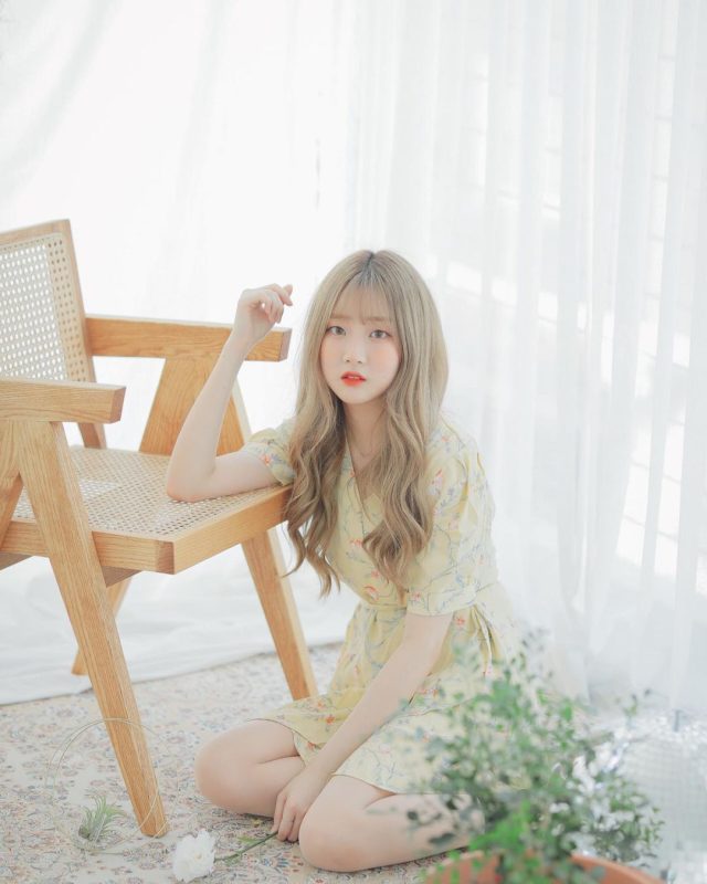 Han Hyeri (Singer) Age, Bio, Wiki, Facts & More - Kpop Members Bio