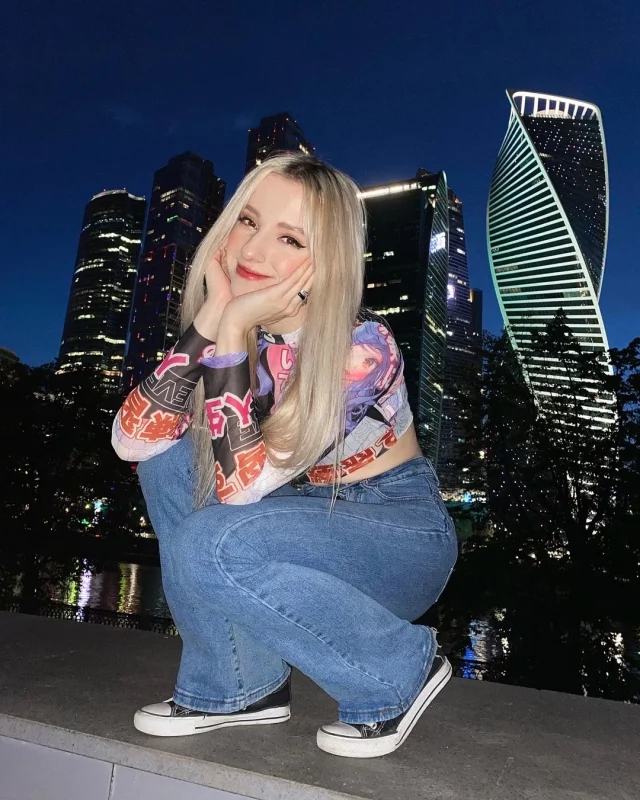 Kate (GLX Members) Age, Bio, Wiki, Facts & More - Kpop Members Bio