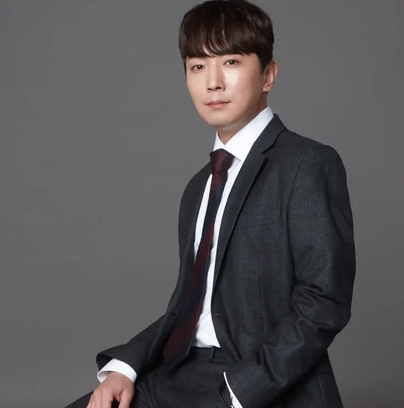 Soonhwon Kwon (Producer) Age, Bio, Wiki, Facts & More - Kpop Members Bio