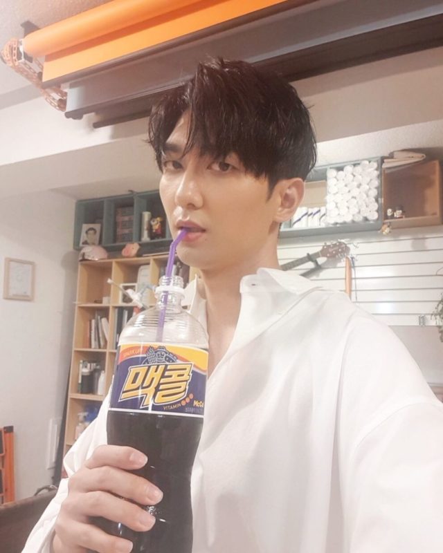 Jungmo (Singer) Age, Bio, Wiki, Facts & More - Kpop Members Bio